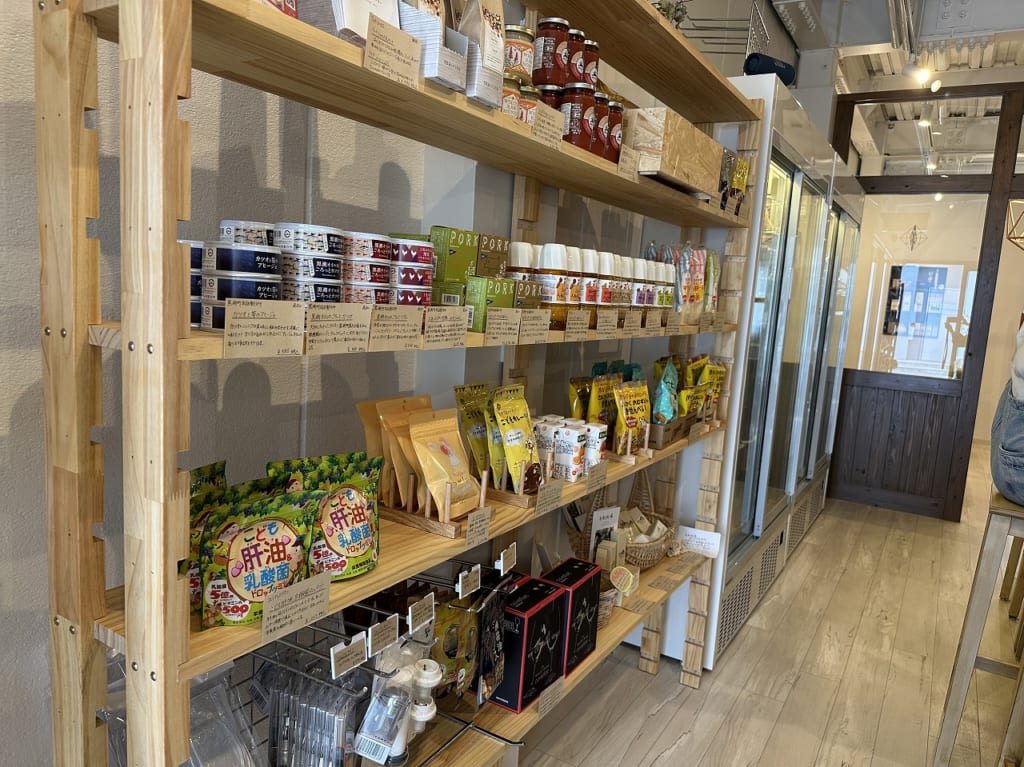 【神戸市灘区】コーヒーも飲めますよ♪ 美容院とワインショップ「BI.TO.WA（ビトワ）」さん、5月1日 水道筋商店街にオープン！ | 号外NET 神戸市灘区・東灘区